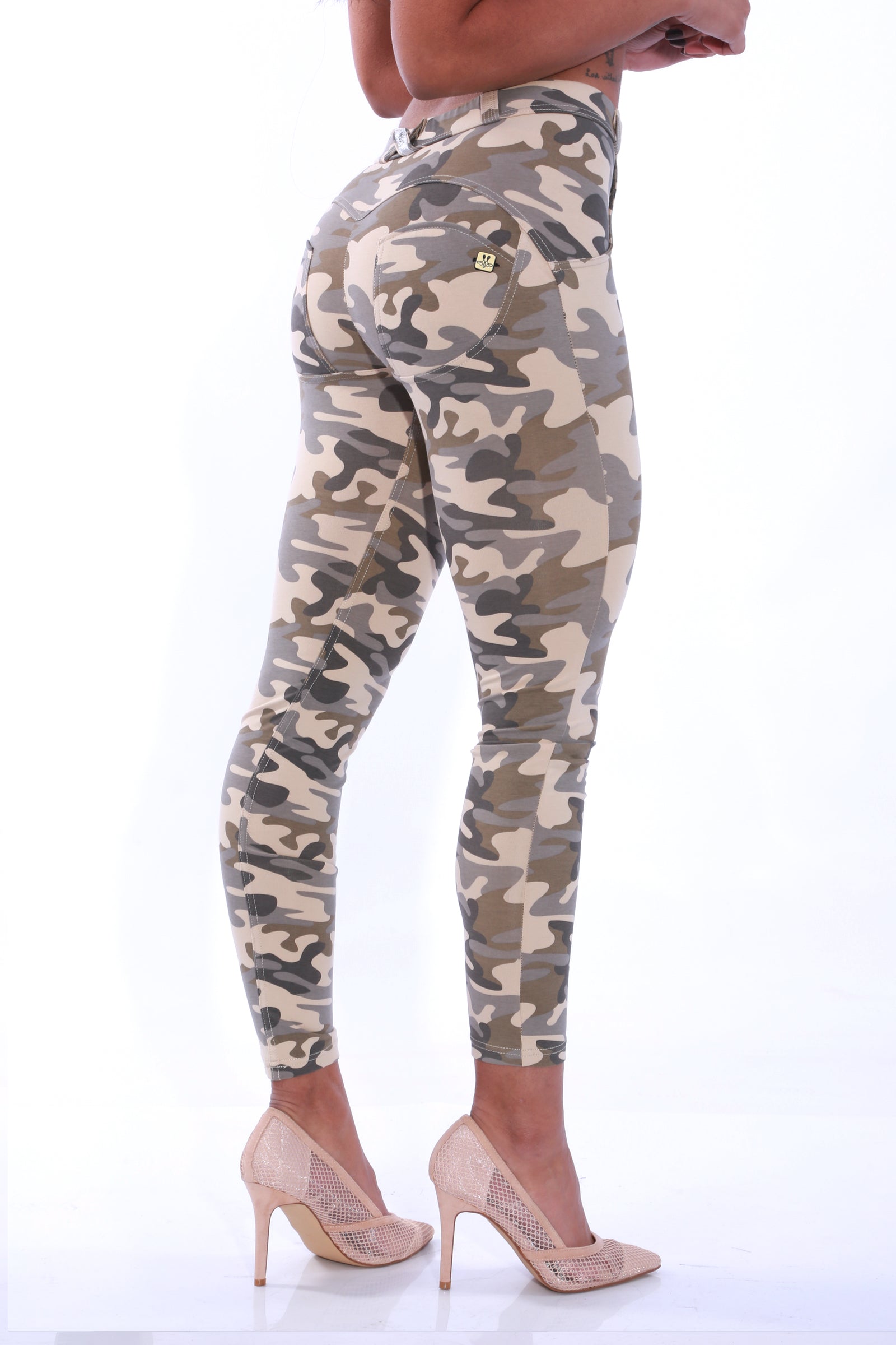 Mid waist jean pants Butt lifting Shaping - Sandy Camo – Shape Wear Shop